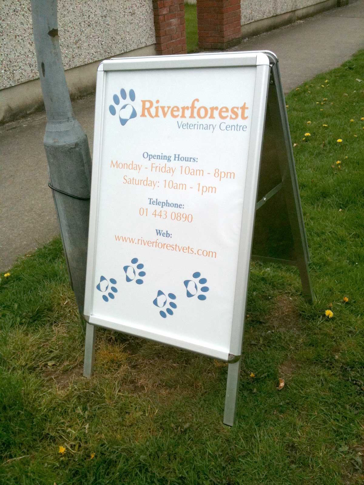 Sign Shop Dublin | Pavement Signs - Forecourt Signs - Sign Shop Dublin