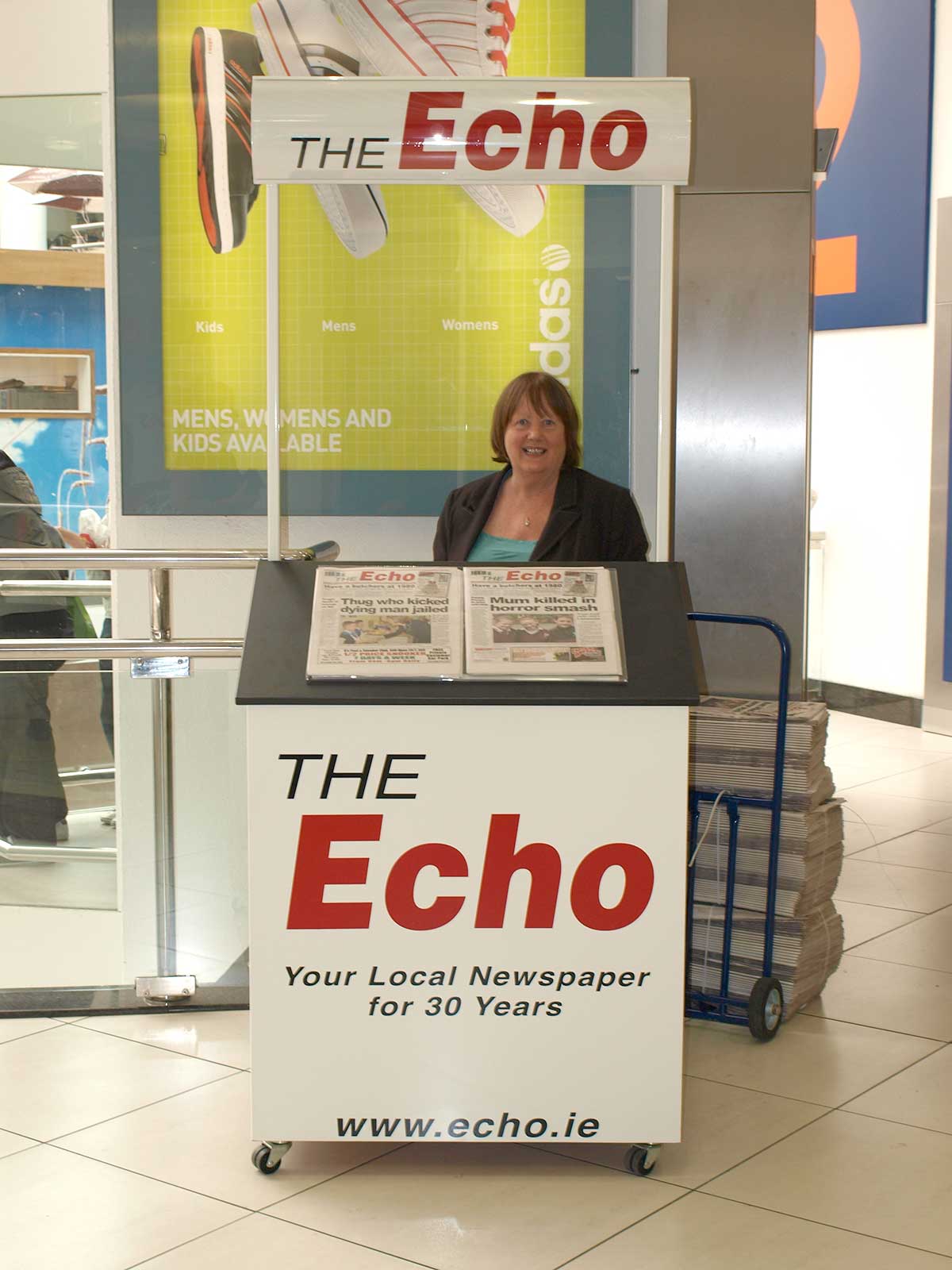 Sign Shop Dublin | Promotional Counters - Presentation Counters - Sign ...